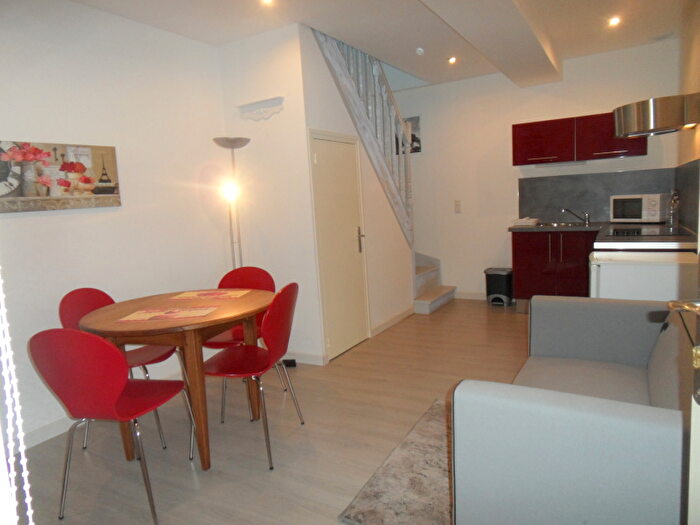 Appartement à louer - Troyes, Cathédrale - 2 pièces - 1 chambre