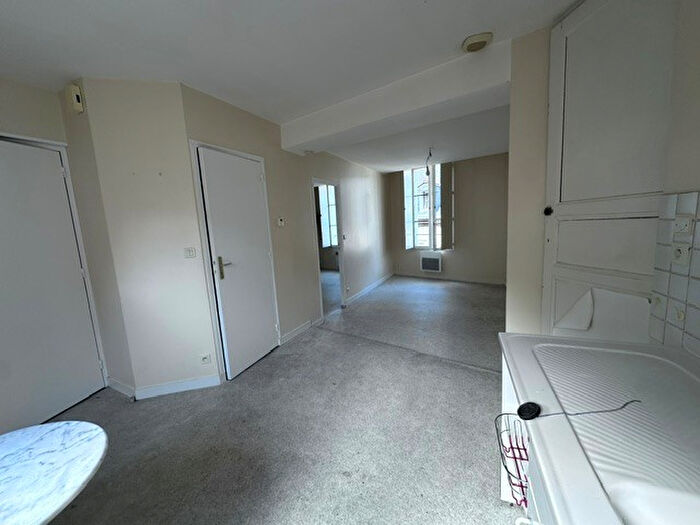 Laval, Les Fourches - Appartement 2 pièces à louer