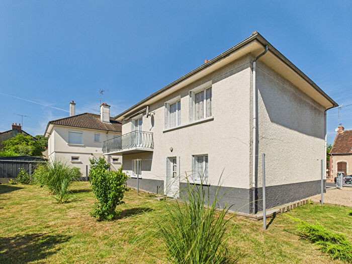 Maison à vendre - Commentry - 4 pièces - 3 chambres
