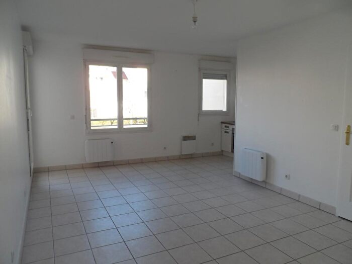 Appartement à louer - Mainvilliers - 2 pièces - 1 chambre