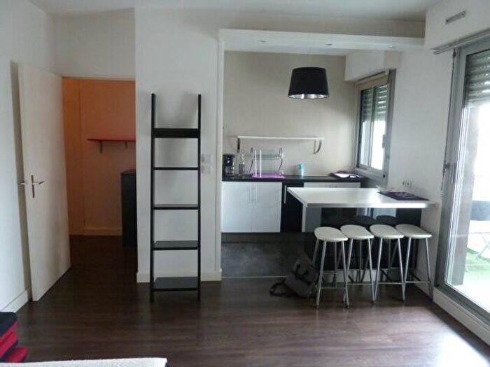 Appartement à louer - Centre Ville, Mérignac - 1 pièce