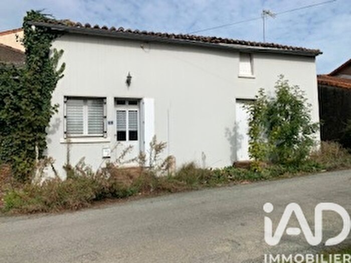 Maison 5 pièces à Les Brouzils, à vendre