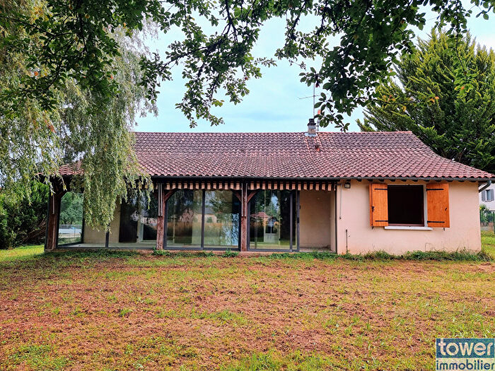Maison 3 pièces à vendre à Cherveix-Cubas