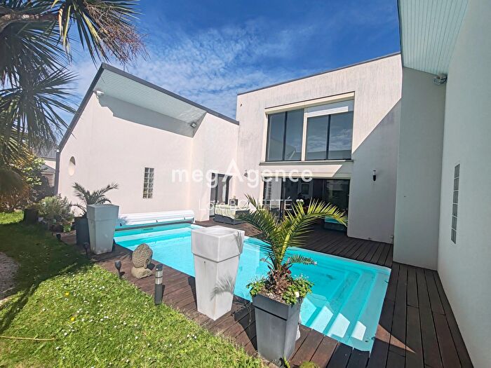 Maison à vendre - La Mézière - 6 pièces - 4 chambres