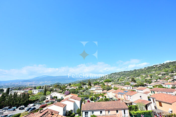 Appartement à vendre - Mouans-Sartoux - 5 pièces - 3 chambres