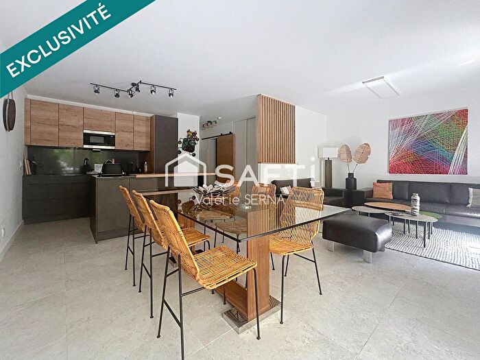 Gujan-Mestras, Centre-ville : Appartement 5 pièces à vendre