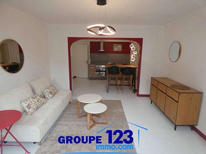 Appartement à louer - Joigny - 2 pièces - 1 chambre