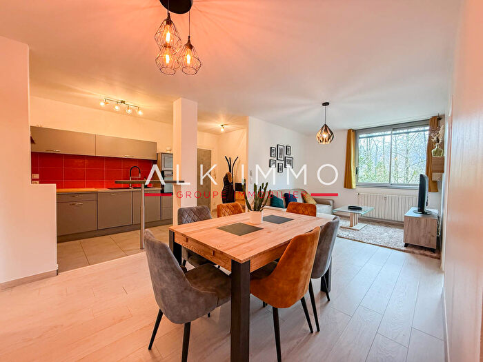 Appartement à vendre - Aix-les-Bains, Est - 3 pièces - 2 chambres