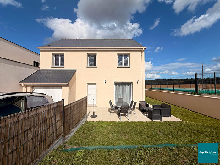 Escoville : Maison 6 pièces à vendre