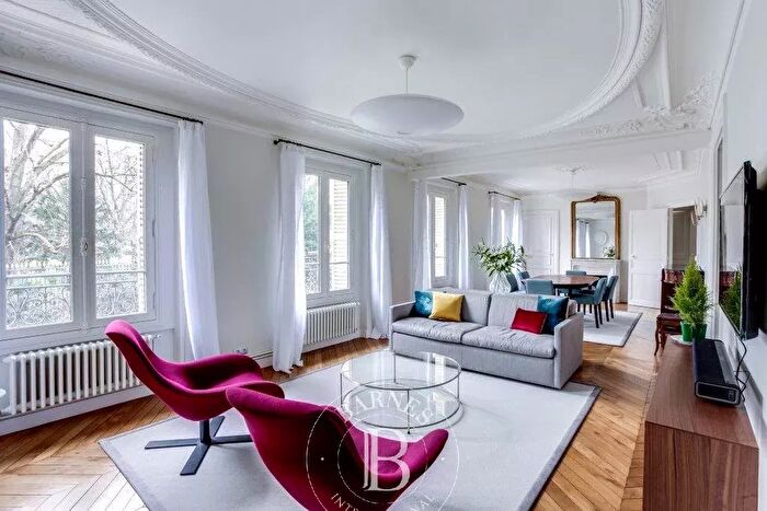 Paris 6ème, Rennes : Appartement 5 pièces à louer