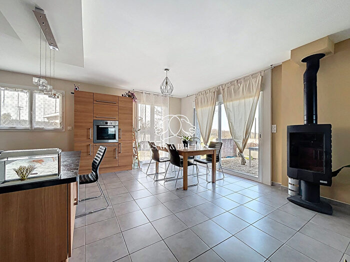 Maison à vendre - Rochetoirin - 4 pièces - 3 chambres