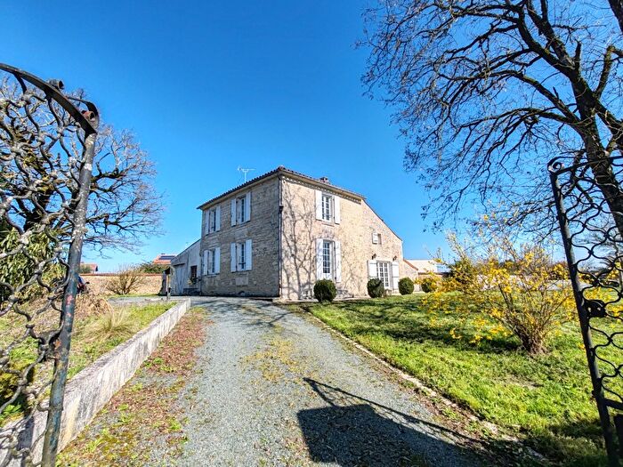 Maison à vendre - Pissotte - 6 pièces - 3 chambres