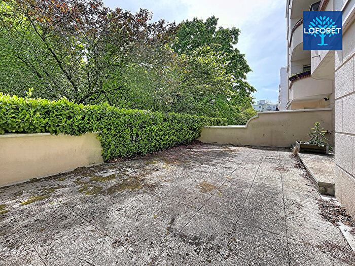 Noisy-le-Grand, Sud : Appartement 3 pièces à vendre