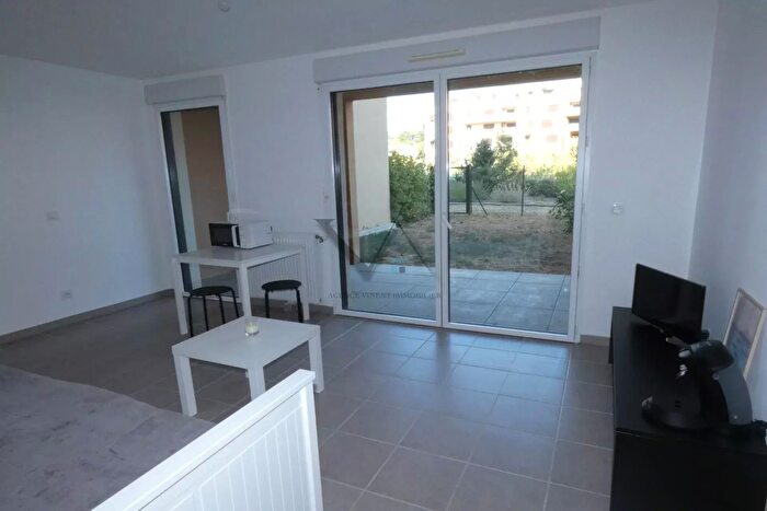 Appartement à louer - Montélimar, Centre-ville - 1 pièce