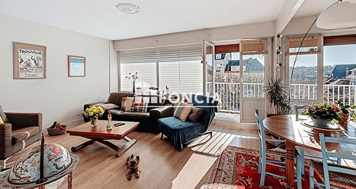 Appartement à vendre - Lisieux, Hauteville - 2 pièces - 1 chambre