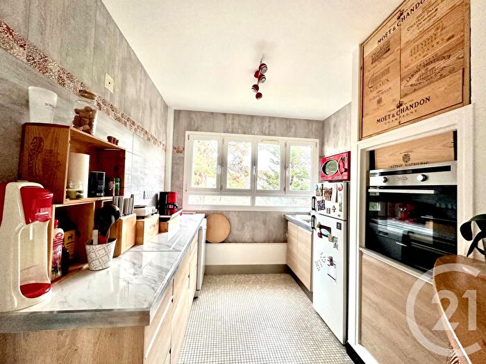 Appartement à vendre - Soisy-sous-Montmorency, Centre-ville - 4 pièces - 2 chambres