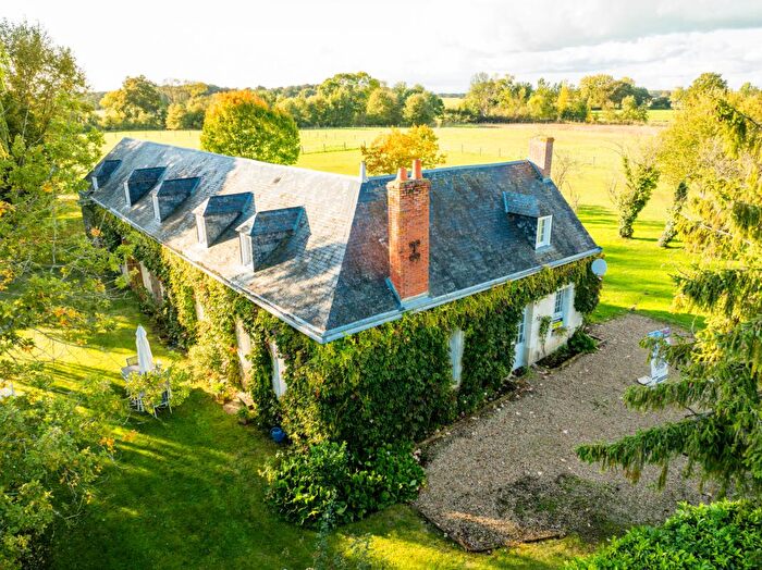 Maison à vendre - Courcelles-de-Touraine - 8 pièces - 7 chambres