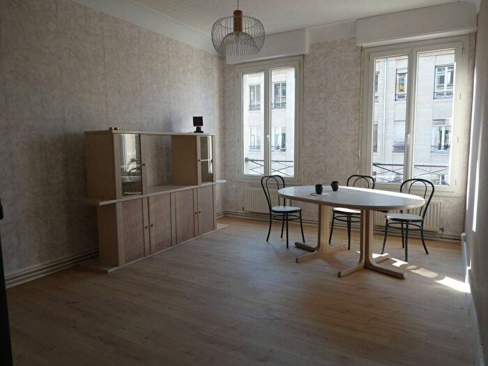 Faubourg Saint Catherine-Faubourg de Paris-Le Vignole, Valenciennes - Appartement 3 pièces à louer