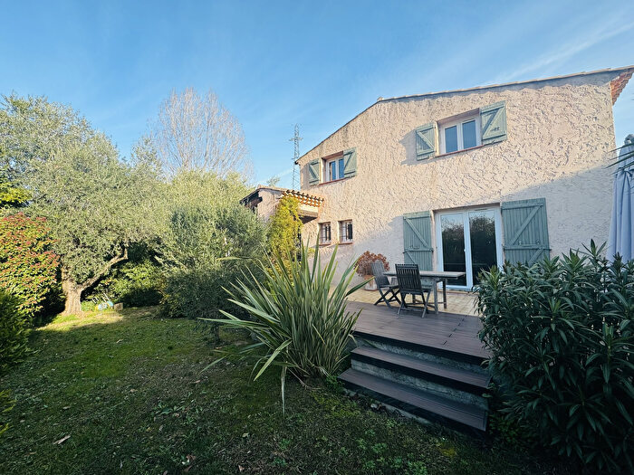 Maison à vendre - Vence, Sainte Elisabeth, Les Cayrons, Poutaouch - 6 pièces - 4 chambres