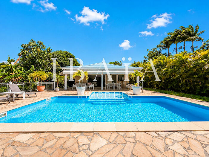 Maison 5 pièces à Baie-Mahault, à vendre
