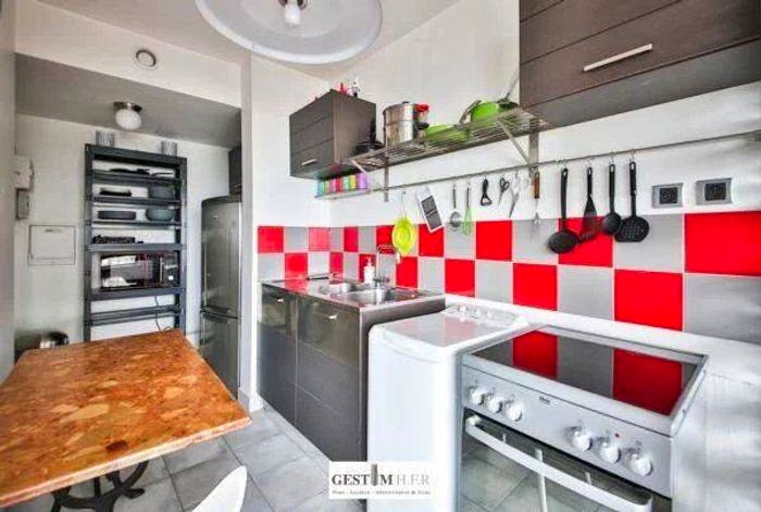 Appartement 2 pièces à louer à Violet Commerce, Paris 15ème arrondissement
