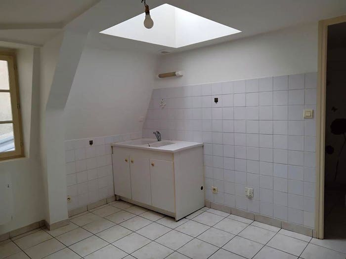 Centre Ville, Autun : Appartement 3 pièces à louer