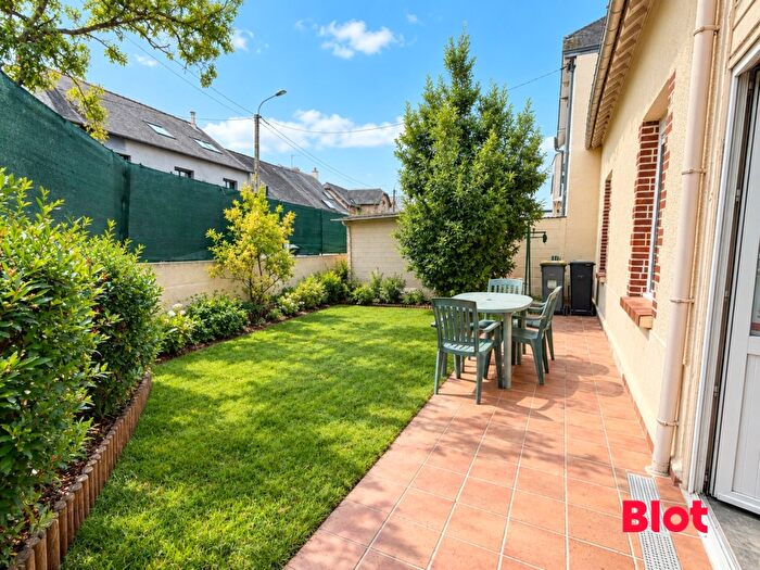 Maison 2 pièces à Quartiers Sud-Ouest, Sainte-Thérèse, à vendre