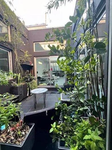 Appartement à louer - Porte Saint Denis-Paradis, Paris ème arrondissement - 4 pièces - 3 chambres