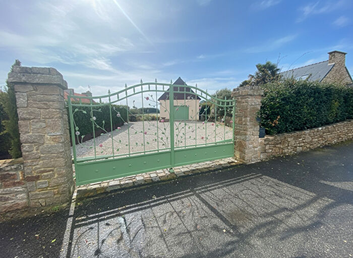 Maison à vendre - Plouescat - 6 pièces - 3 chambres