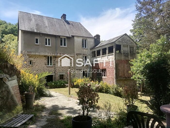 Maison à vendre - Mortain - 6 pièces - 4 chambres