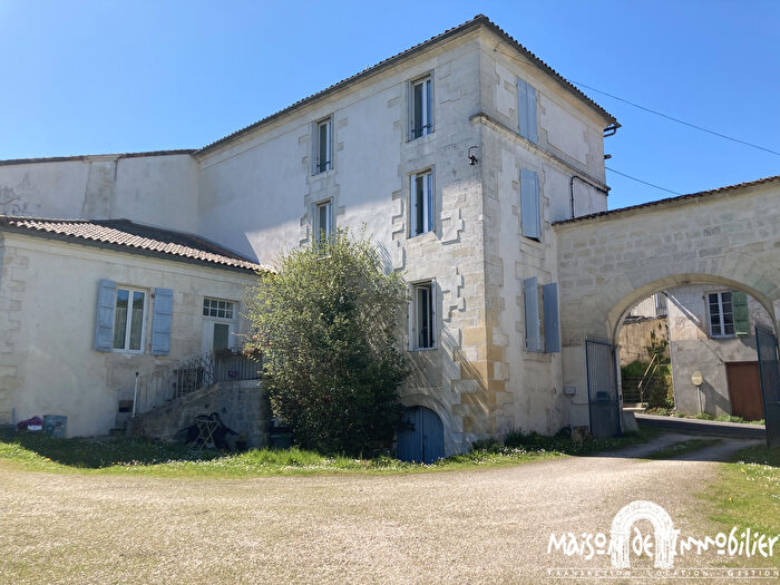 Appartement à louer - Archiac - 3 pièces - 2 chambres