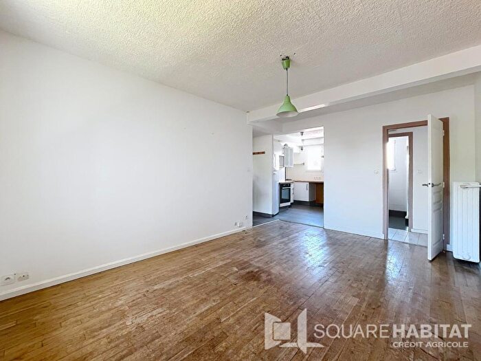 Quartiers Nord-Est, Jeanne d'Arc - Appartement 4 pièces à louer