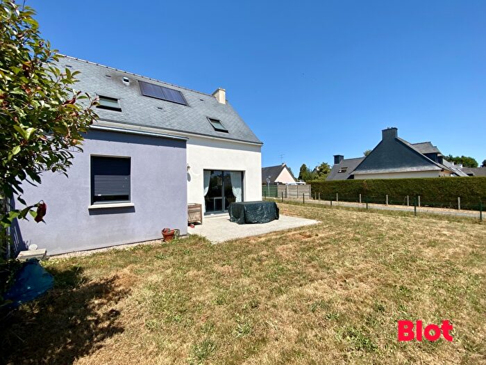 Montfort-sur-Meu : Maison 5 pièces à vendre