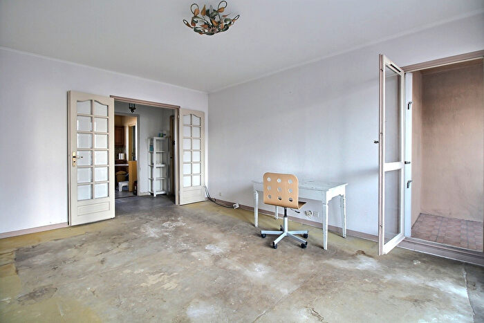 Appartement à vendre - Colombes, Henri Martin Estienne dOrves - 3 pièces - 2 chambres