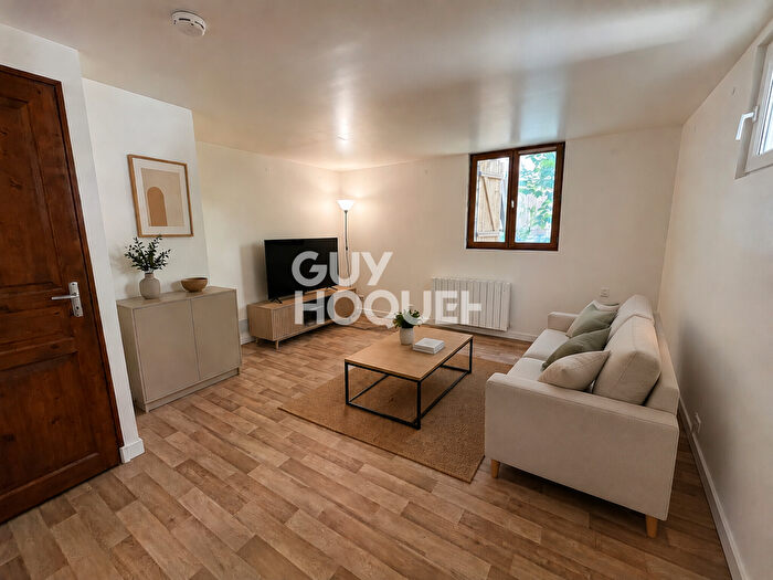 Puteaux, Vieux Puteaux : Appartement 1 pièce à louer