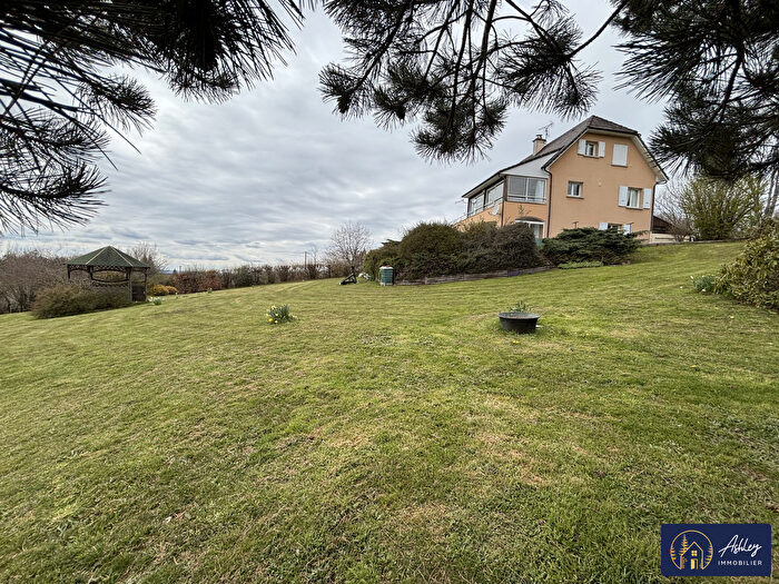 Maison à vendre - Lanobre - 8 pièces - 5 chambres