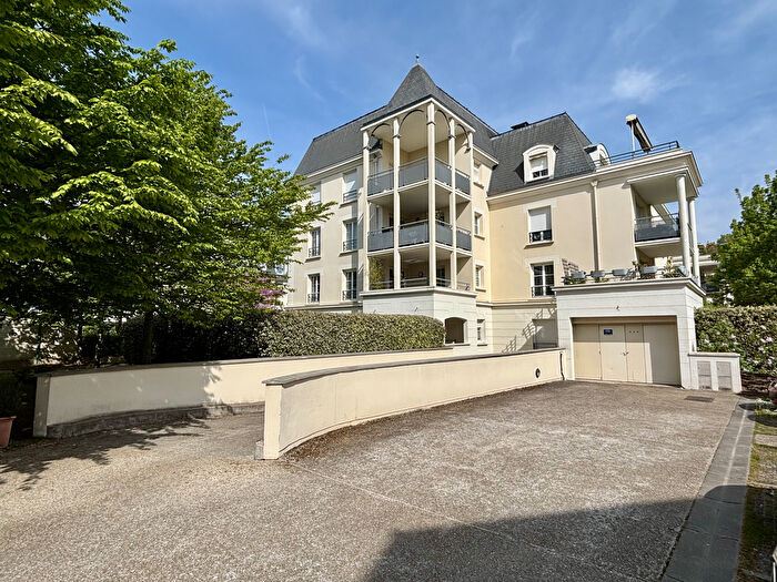 Appartement à vendre - Le Plessis-Trévise, Centre-ville, Orly Parc - 3 pièces - 2 chambres