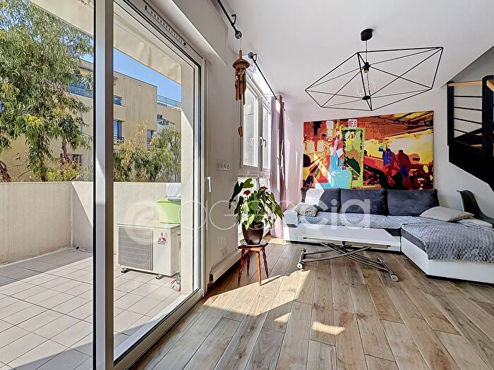 Appartement 3 pièces à Cannes, Prado, République, à vendre