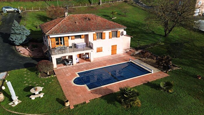 Maison à vendre - Vergt - 5 pièces - 4 chambres