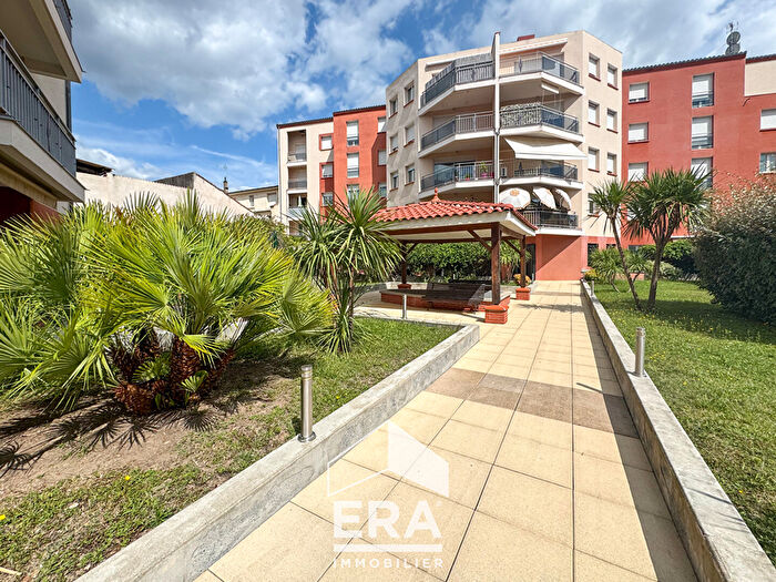 Appartement à vendre - Albi, Centre-ville - 2 pièces - 1 chambre