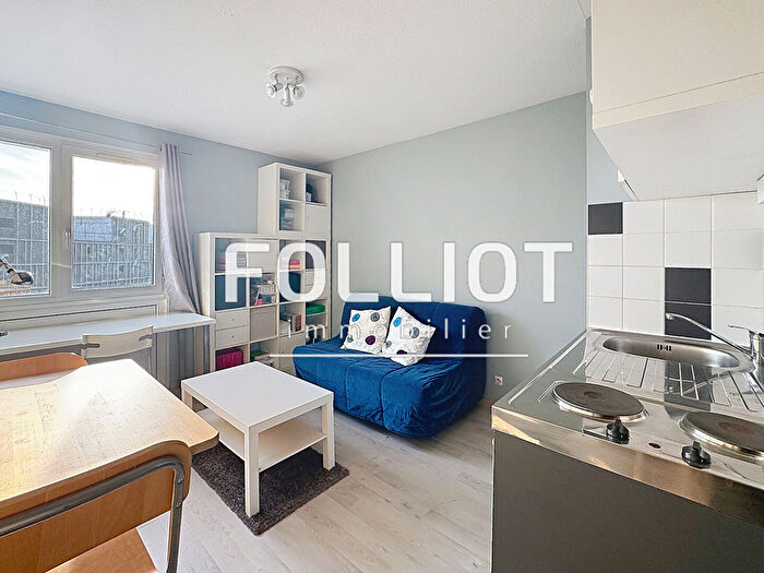 Appartement à louer - Caen, Folie Couvrechef - 1 pièce