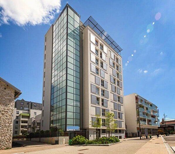 Appartement à louer - Championnet-Caserne de Bonne, Grenoble - 1 pièce