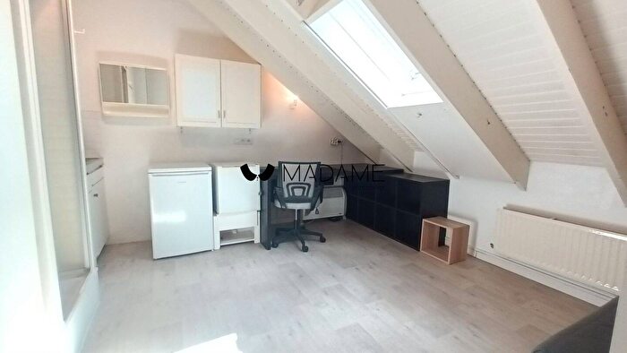 Appartement à louer - Bidal Péri-Domaine Universitaire, Saint-Martin-dHères - 1 pièce