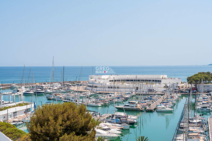 Appartement à vendre - Villeneuve-Loubet, Plage - 2 pièces - 1 chambre