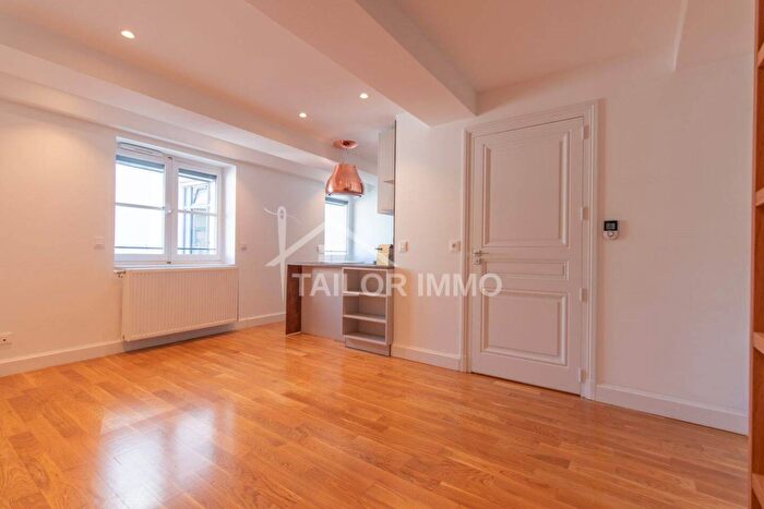 Appartement à louer - Ainay, Lyon ème arrondissement - 1 pièce