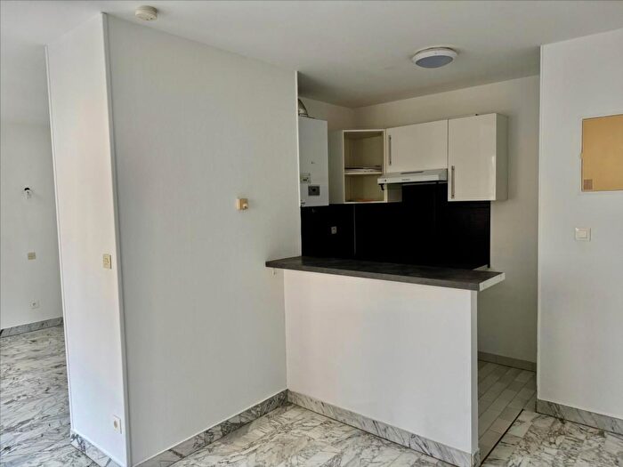 Appartement à louer - Béziers, Garrissou, Plaisance - 1 pièce