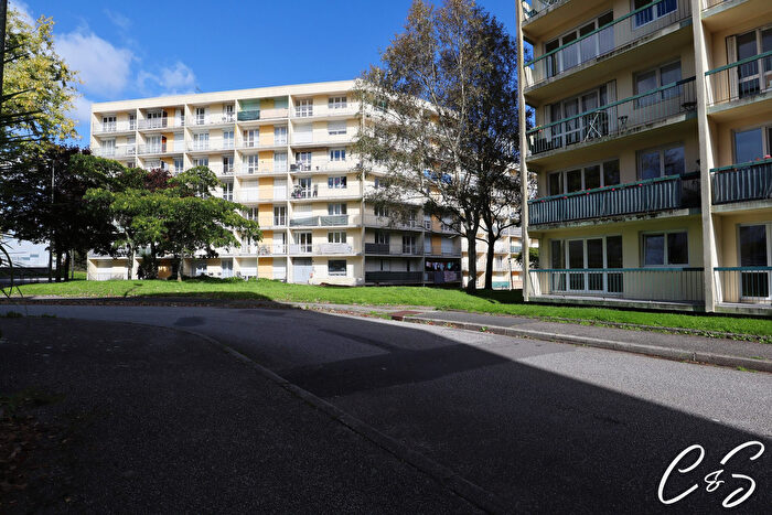 Appartement à vendre - Quimper, Kermoysan - 3 pièces - 2 chambres