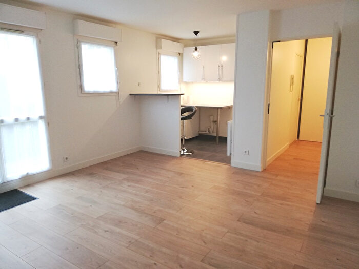 Appartement 1 pièce à Cergy, Les Hauts-de-Cergy, à vendre