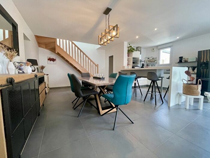 Maison 7 pièces à Saint-Armel, à vendre