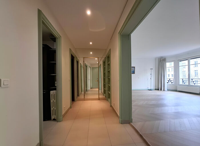 Paris 8ème, Hoche Friedland - Appartement 2 pièces à vendre